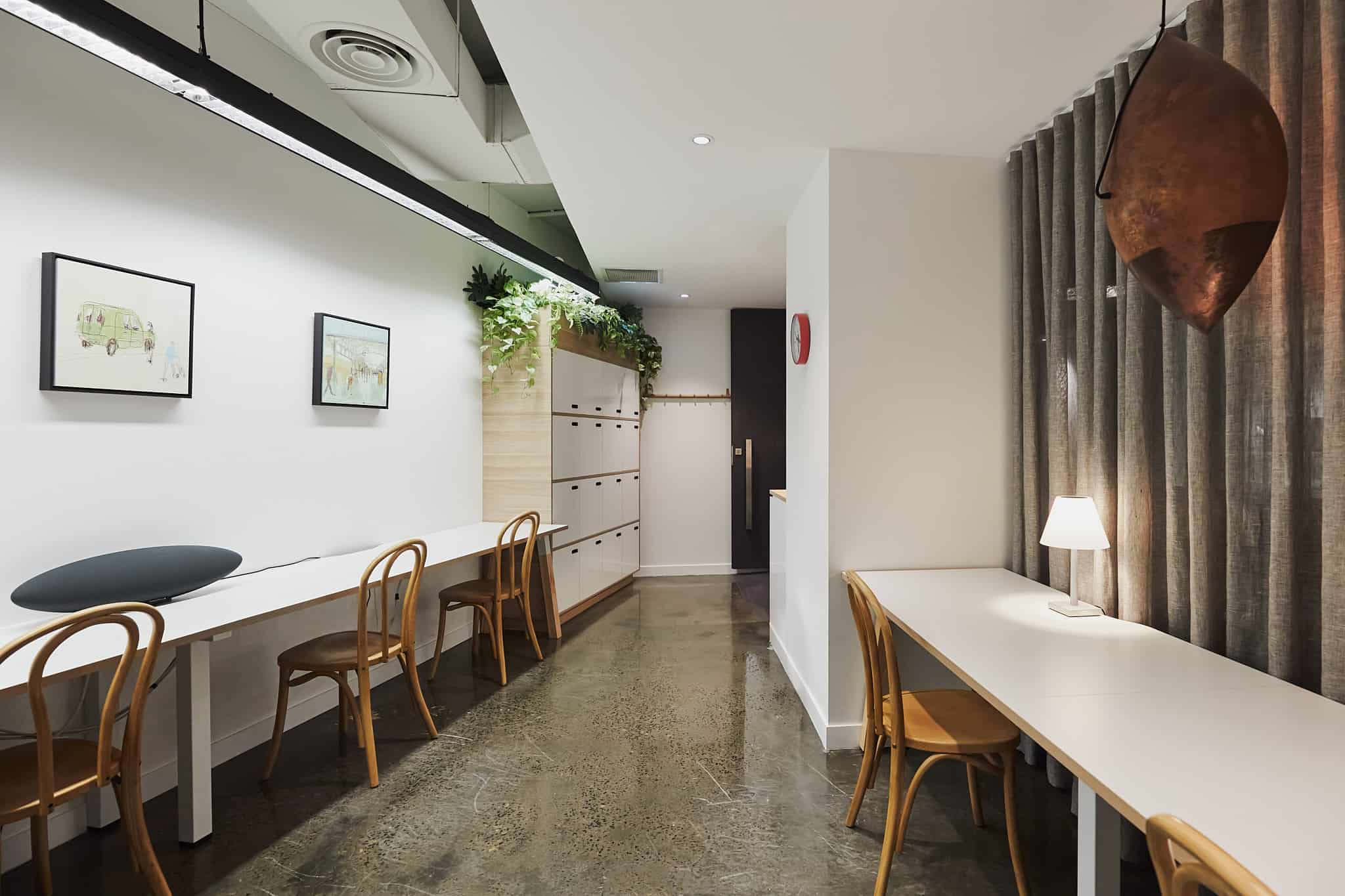 T2 - Tertiary Transition Clinic - Mind Plasticity